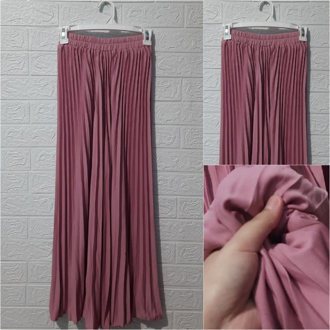 5 Jenis Bahan Rok Plisket Terbaik untuk Wanita - Blog Sintesa
