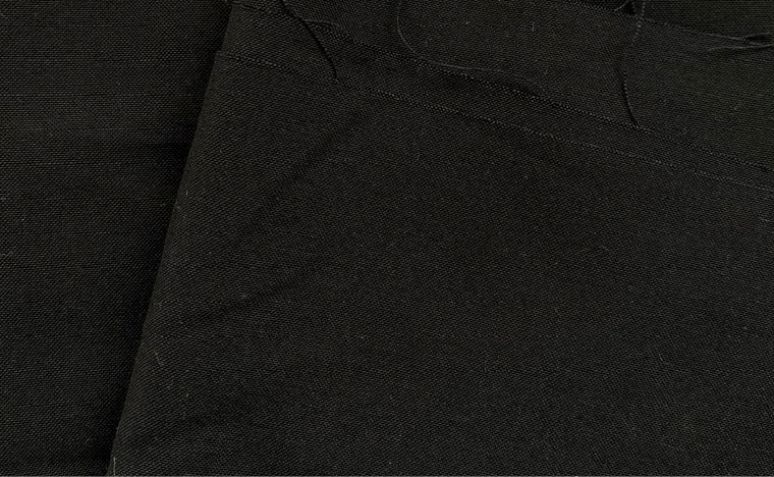 4 Jenis Bahan Kain Tropical yang Harus Kamu Tahu - Blog Sintesa