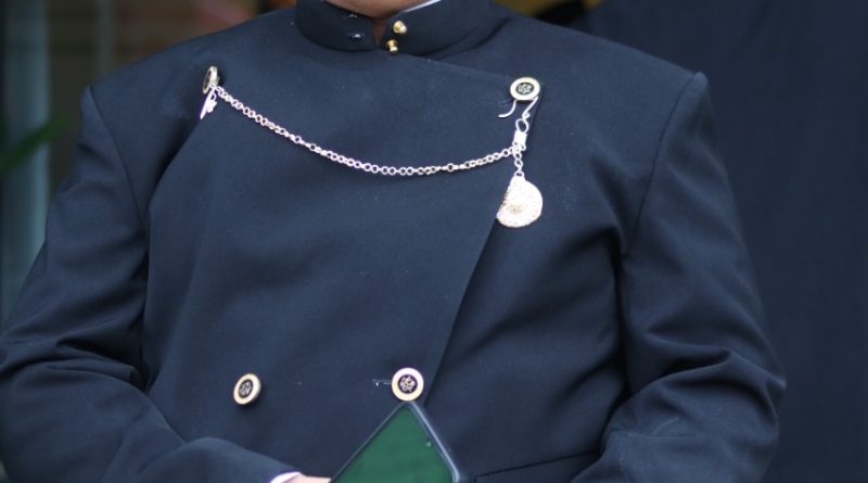 Apa Itu Beskap? Jas Tradisional Khas Jawa dengan Nilai Filosofis